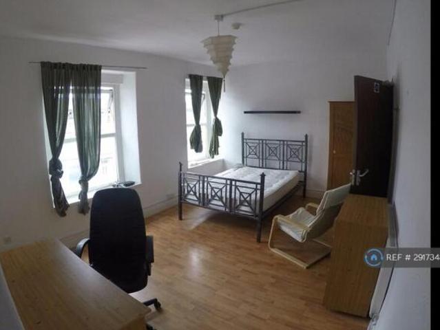 6 bedroom terraced house for rent in King Edward Road, Swansea, SA1
