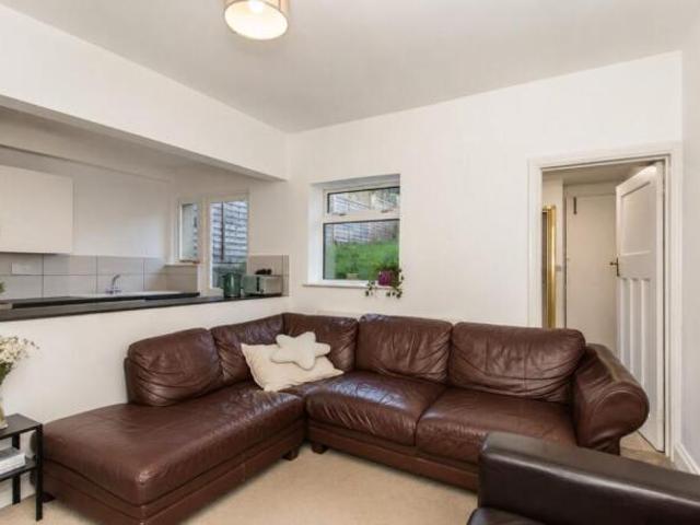 6 bedroom terraced house for rent in Hollingdean Terrace, Brighton, BN1