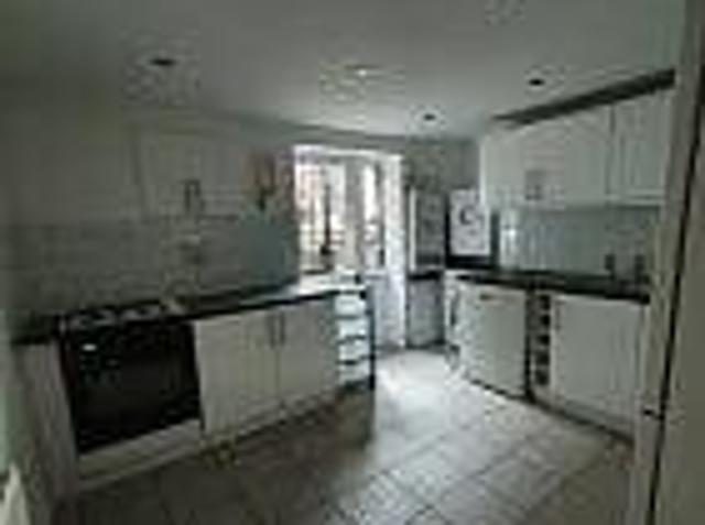 6 Bedroom Terraced House For Rent In Headingley
