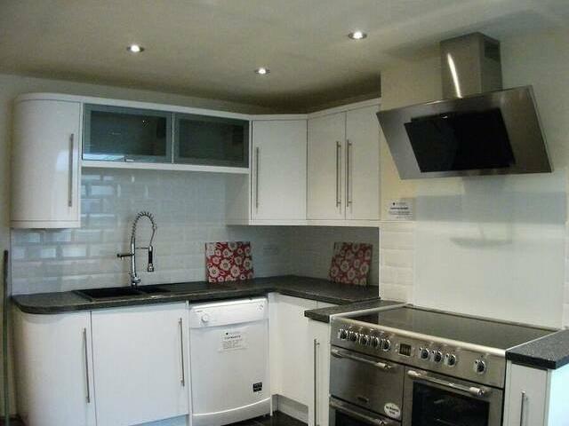 6 bedroom terraced house for rent in Heeley Road Birmingham B29