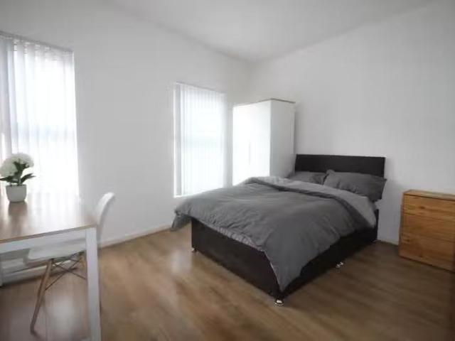 6 bedroom terraced house for rent in Humber Road, Coventry, CV3