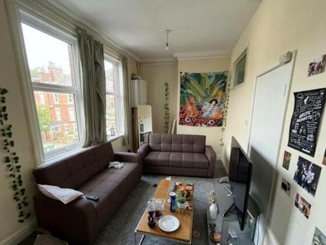 6 Bedroom Terraced House For Rent In Hyde Leeds