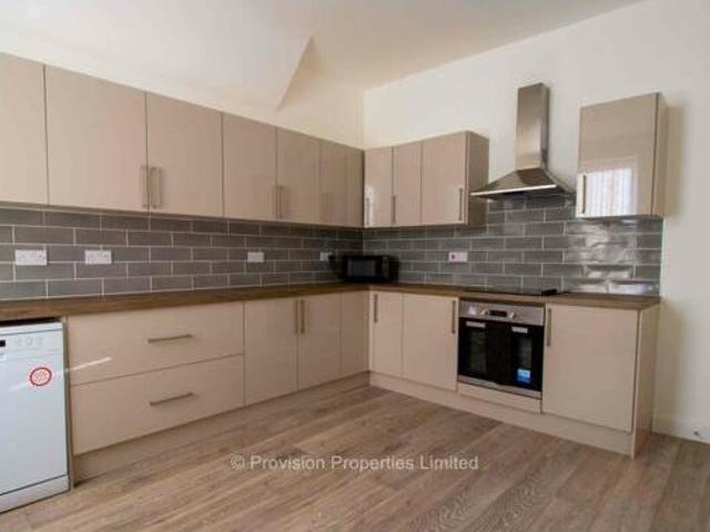 6 Bedroom Terraced House For Rent In Hyde Park, Leeds