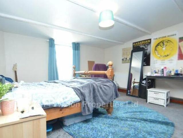 6 Bedroom Terraced House For Rent In Hyde Park, Leeds
