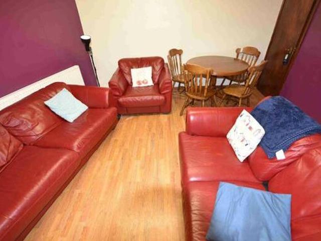 6 Bedroom Terraced House For Rent In Hyde Park, Leeds