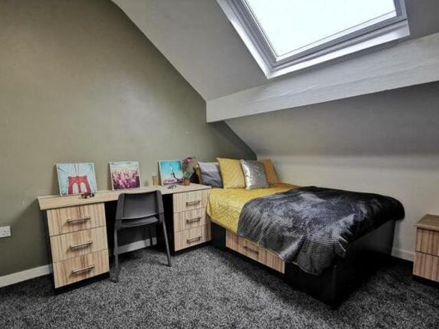 6 Bedroom Terraced House For Rent In Hyde Park