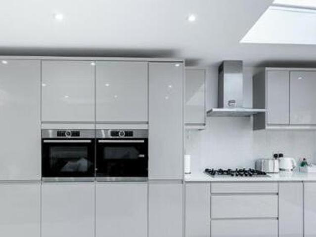 6 Bedroom Terraced House For Rent In Ilford, London
