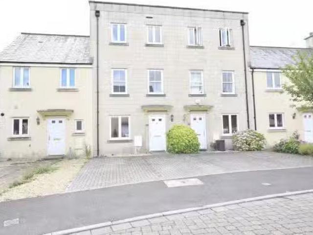 6 bedroom terraced house for rent in Orchid Drive, Bath, BA2