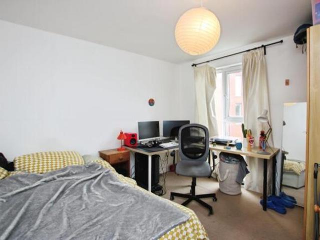 6 bedroom terraced house for rent in Long Down Avenue, Cheswick Village BS16