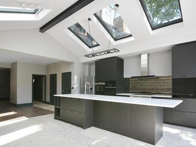 6 Bedroom Terraced House For Rent In London