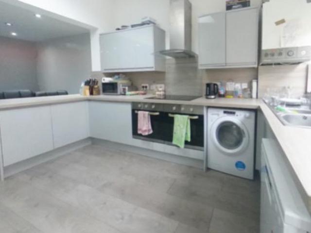 6 Bedroom Terraced House For Rent In Leeds, West Yorkshire
