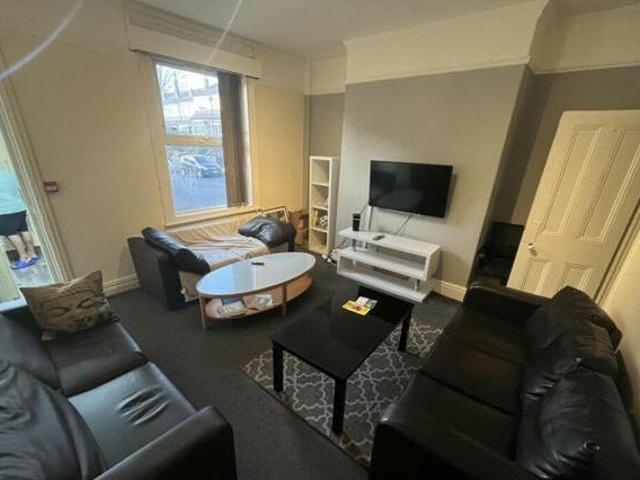 6 Bedroom Terraced House For Rent In Leeds, West Yorkshire