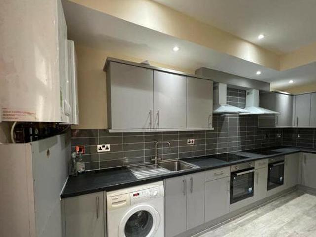 6 Bedroom Terraced House For Rent In Leeds, West Yorkshire