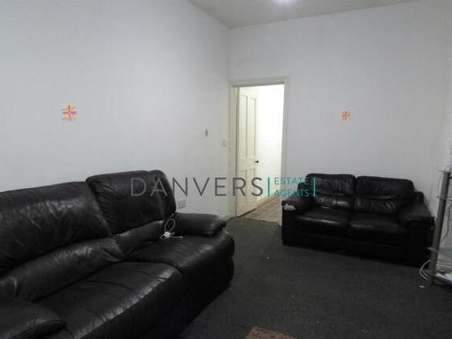 6 Bedroom Terraced House For Rent In Leicester