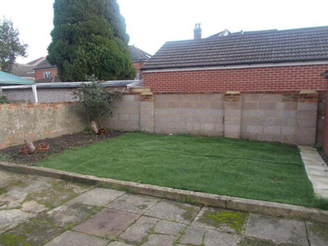 6 bedroom terraced house for rent in Livingstone Road, SO14