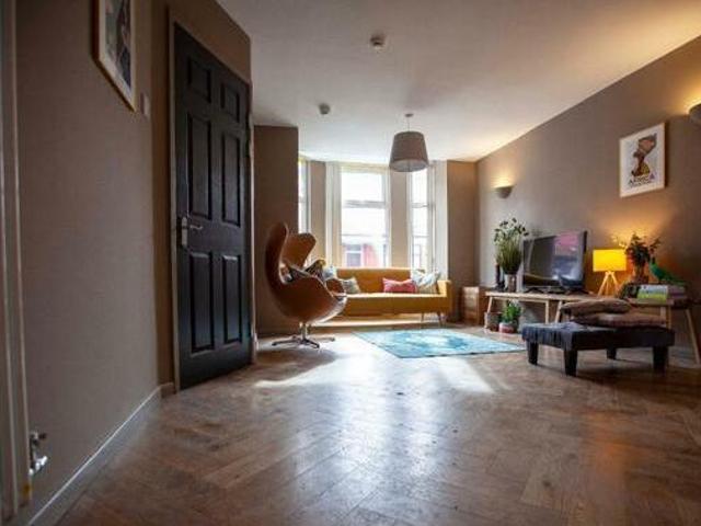 6 Bedroom Terraced House For Rent In Manchester