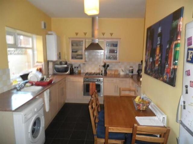 6 bedroom terraced house for rent in Meldon Terrace, Heaton, NE6