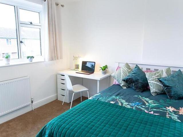 6 bedroom terraced house for rent in Norvic Drive Whole, NR4