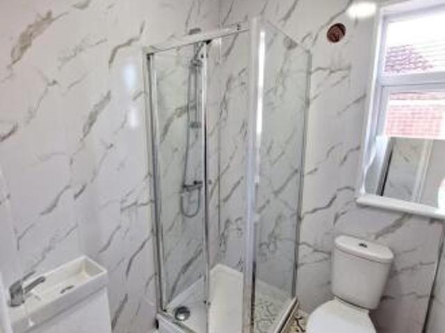 6 bedroom terraced house for rent in New 6 Bedroom 6 En suite Spacious House, CV5
