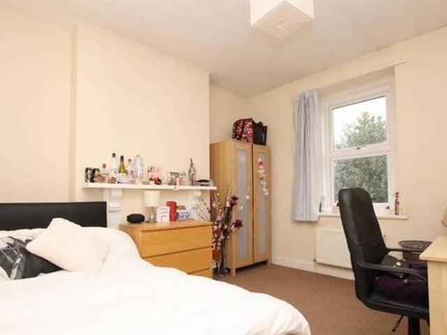 6 bedroom terraced house for rent in Newbridge Road Bath BA1