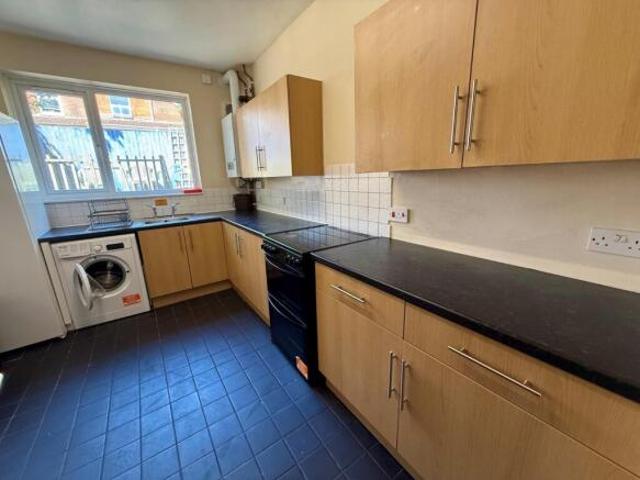 6 bedroom terraced house for rent in Silverdale Road, Southampton, Hampshire, SO15