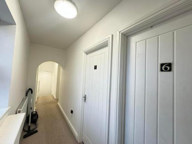 6 bedroom terraced house for rent in SPARE ENSUITE ROOMS Monson Street Bills Inclusive, LN5