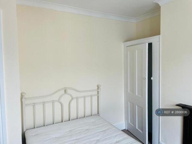 6 bedroom terraced house for rent in Sturdon Road, Bristol, BS3