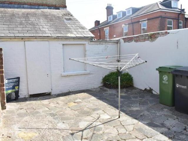 6 bedroom terraced house for rent in St. Andrews Road, Southsea, PO5