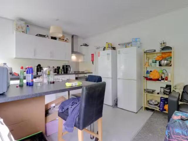 6 bedroom terraced house for rent in Stanmer Villas, Brighton.
