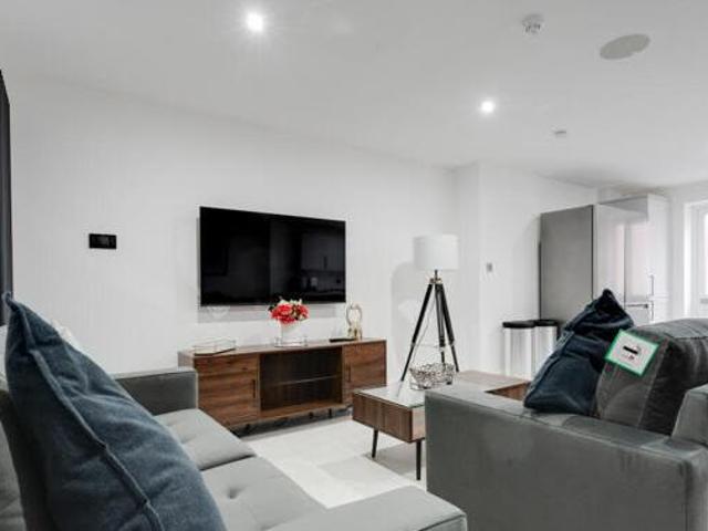6 Bedroom Terraced House For Rent In Swansea, Wales