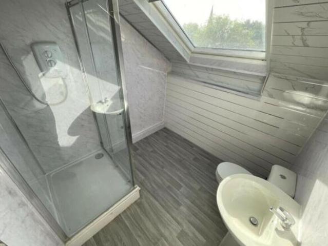 6 bedroom terraced house for rent in Regent Park Terrace, Hyde Leeds, LS6