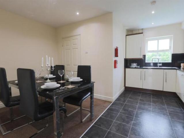 6 bedroom terraced house for rent in Wilkinson Street, Sheffield, S10