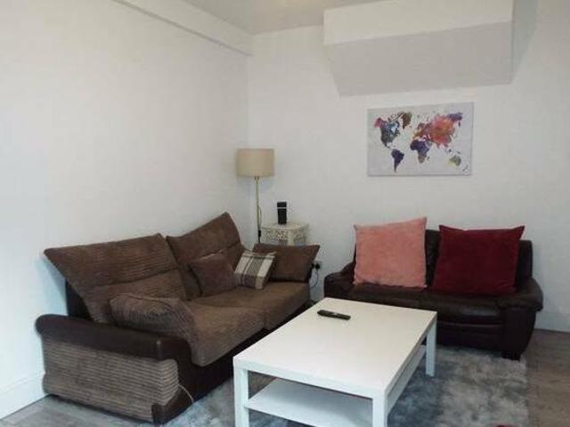 6 bedroom terraced house for rent in Winnie Road Selly Oak Birmingham B29 6JX B29