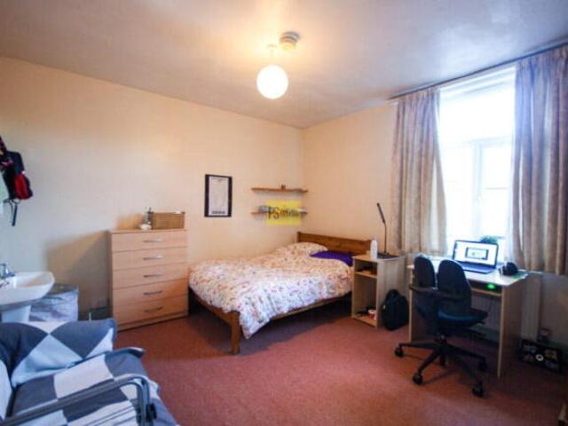 6 bedroom terraced house for rent in Tiverton Road, Selly Oak, Birmingham, B29 6BP, B29