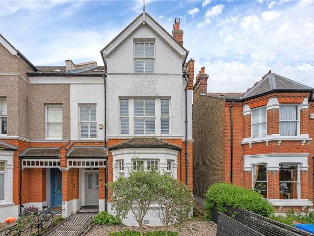 6 bedroom terraced house for sale