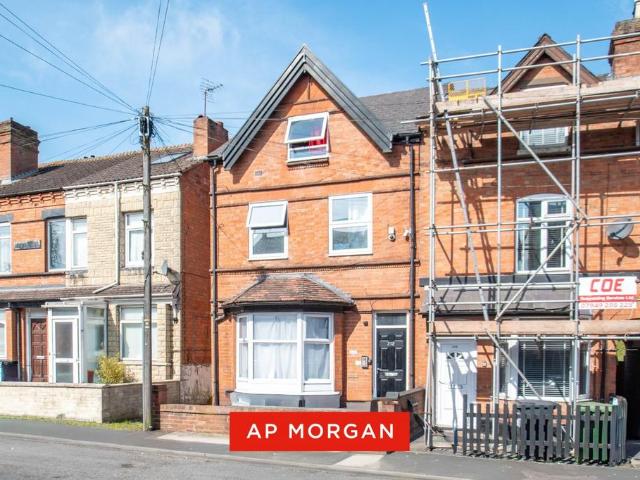 6 bedroom terraced house for sale
