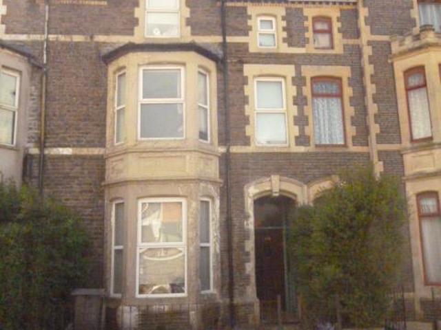 6 bedroom terraced house for sale