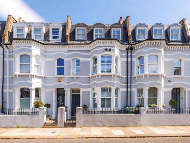 6 bedroom terraced house for sale