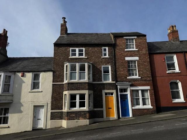6 bedroom terraced house for sale