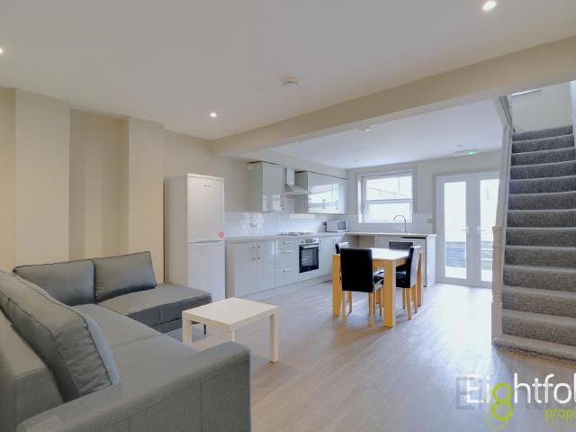 6 bedroom house of multiple occupation for sale