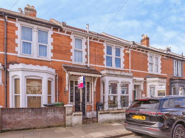 6 bedroom terraced house for sale