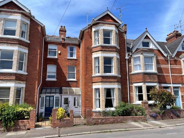 6 bedroom terraced house for sale