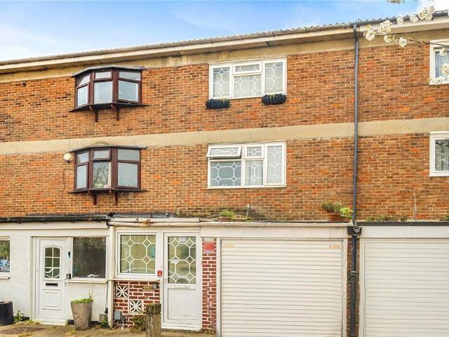 6 bedroom terraced house for sale