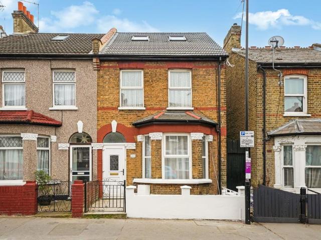 6 bedroom terraced house for sale