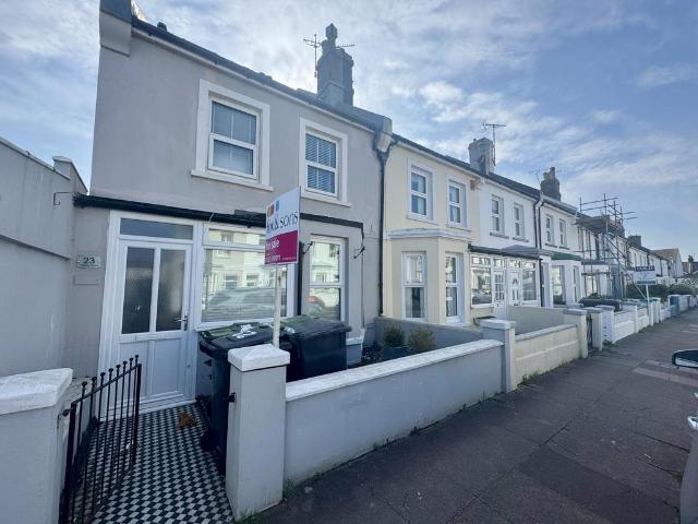 6 bedroom terraced house for sale