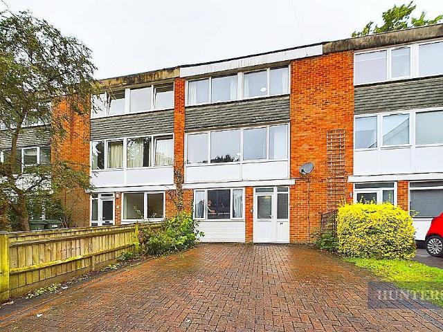 6 bedroom terraced house for sale