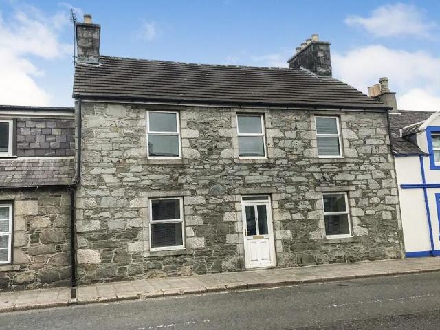 6 bedroom terraced house for sale