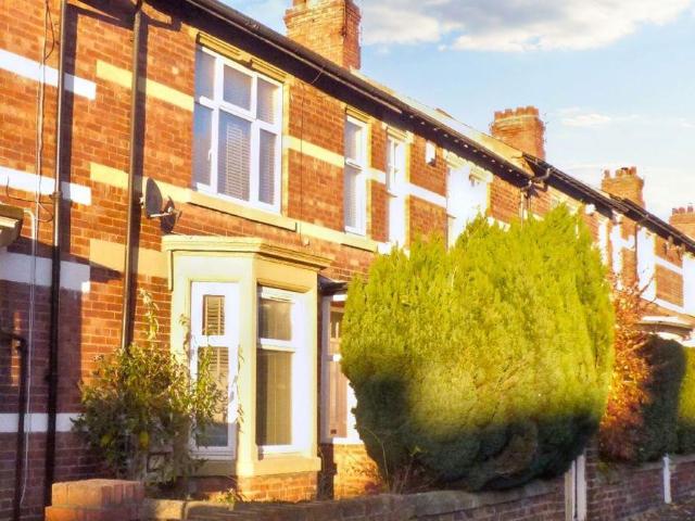 6 bedroom terraced house for sale