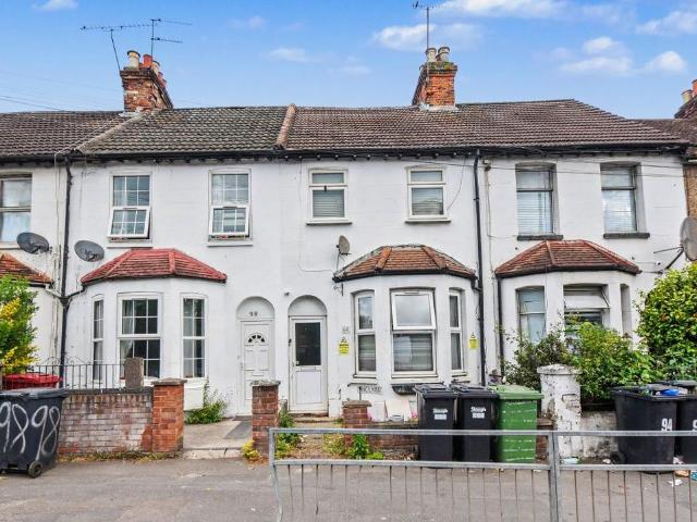 6 bedroom terraced house for sale