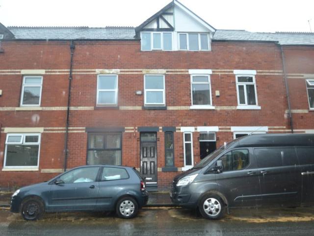 6 bedroom terraced house for sale